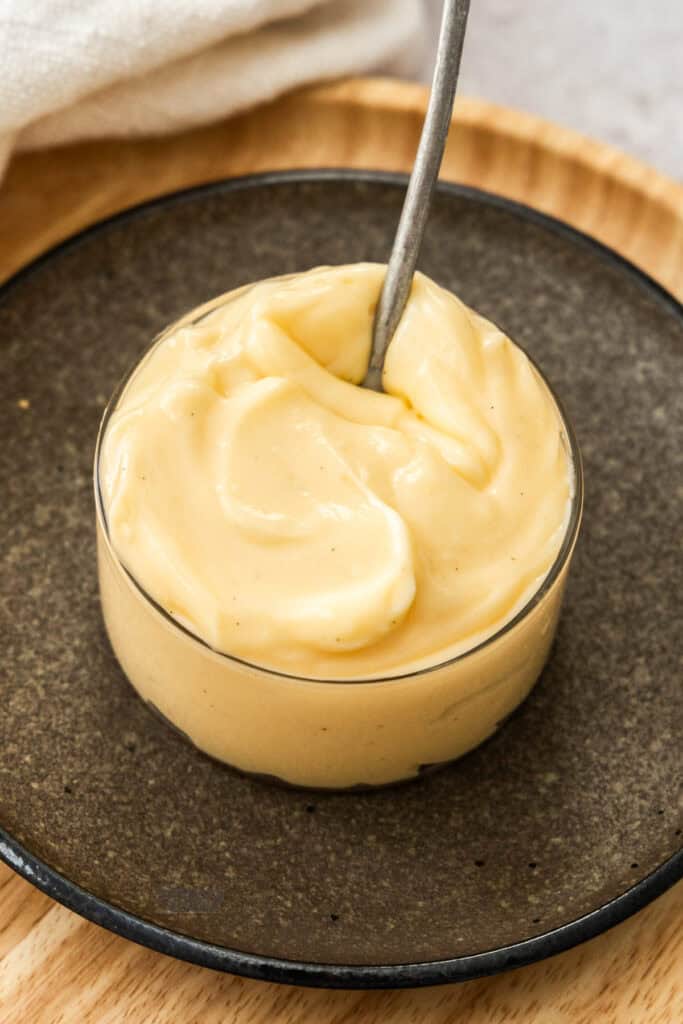 Vanilla Pastry Cream (Crème Pâtissière) - The Buttery Crust